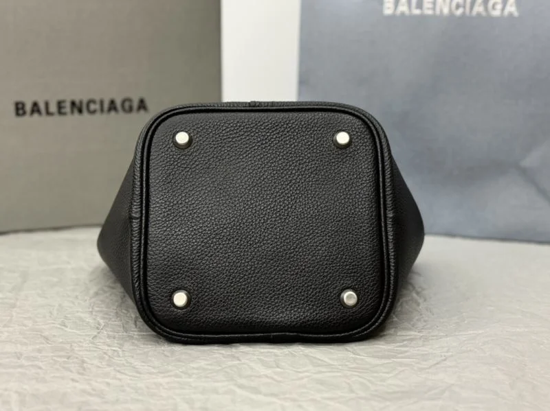 1:1 copy Balenciaga Small Hobo Lock Bag - Minimalist Chic Tote