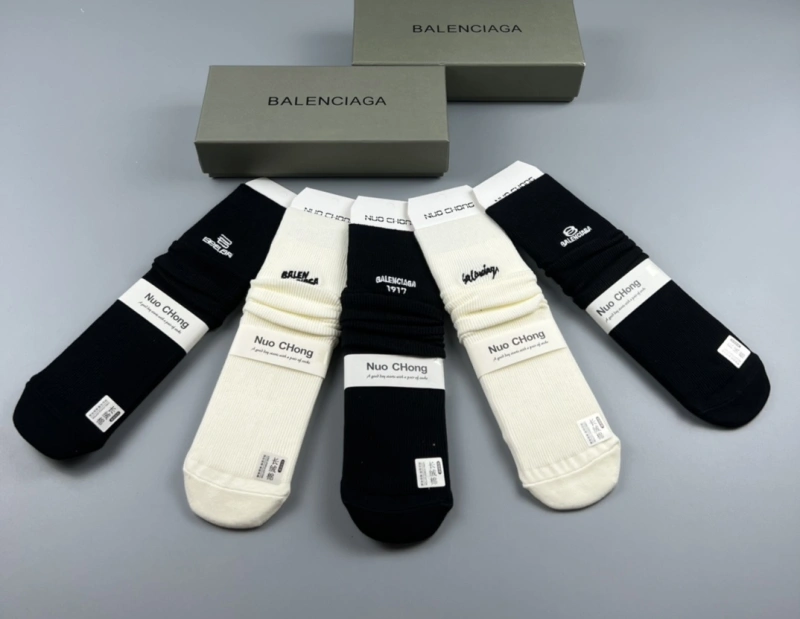 Accurate model Balenciaga Socks