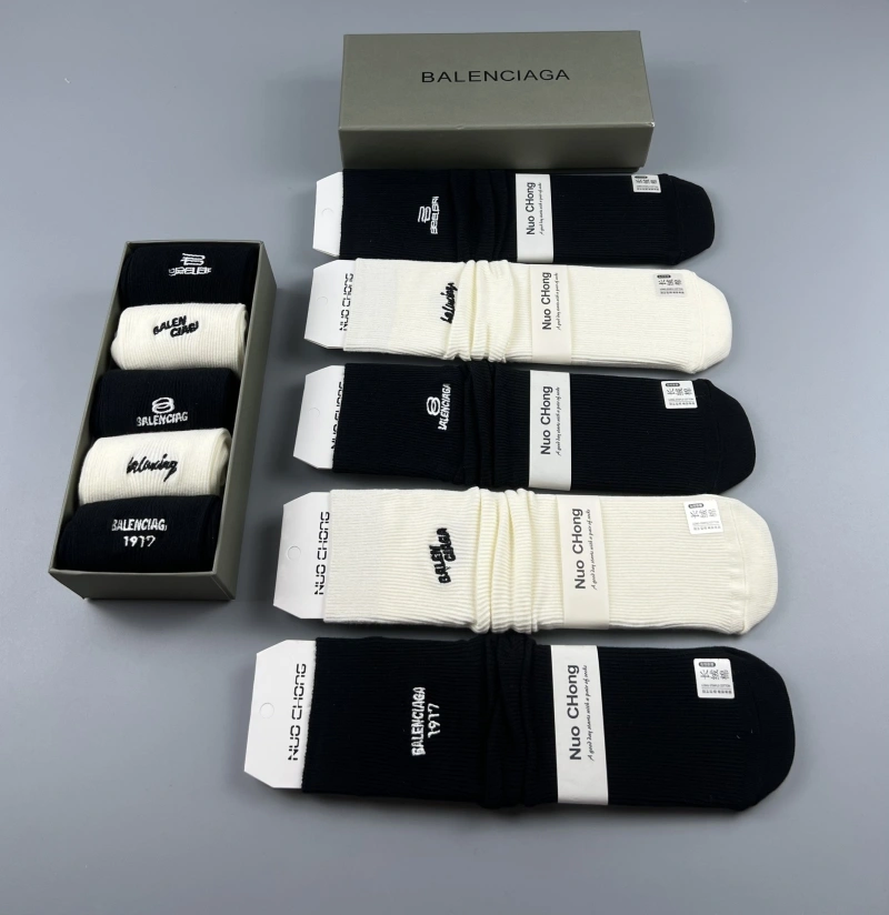Accurate model Balenciaga Socks