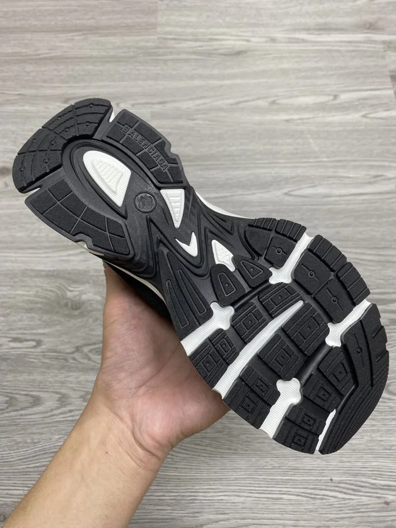 Top mirror Balenciaga Speed Shoes