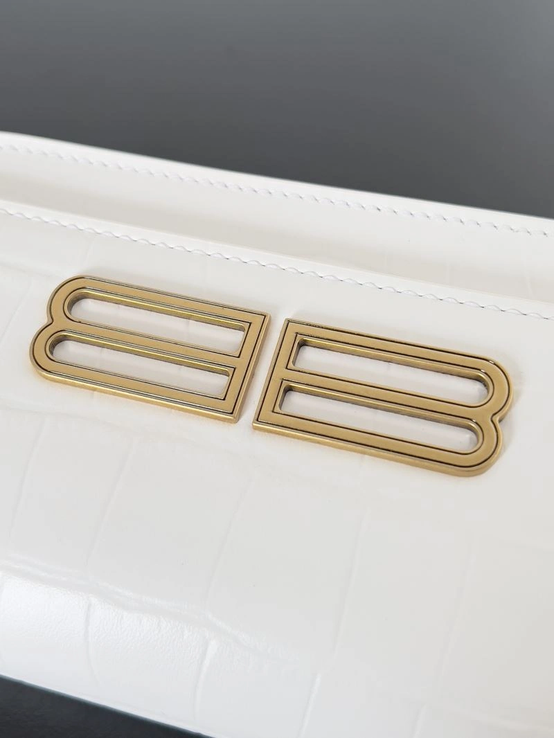 Economical Balenciaga Spring 2022 Gossip Crossbody Bag with Double B Logo