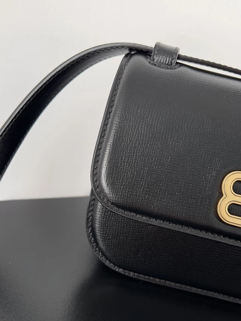 Accurate model Balenciaga Spring 2022 Gossip Crossbody Bag with Double B Logo