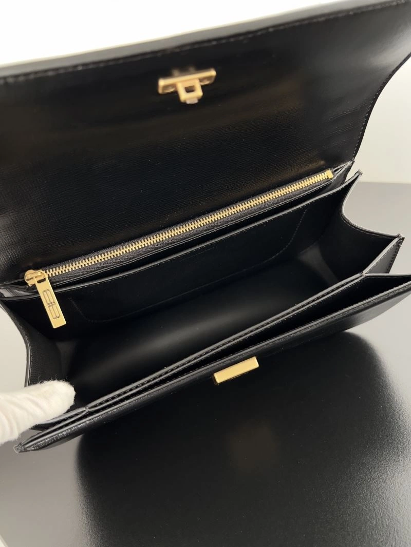 Accurate model Balenciaga Spring 2022 Gossip Crossbody Bag with Double B Logo
