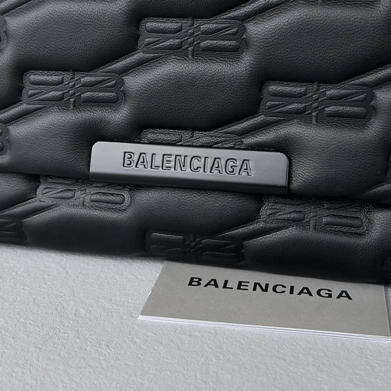 Official Balenciaga Summer 22 Triplet S Handbag - Red Carpet Chic
