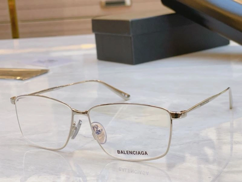 Cut-rate Balenciaga Sunglasses