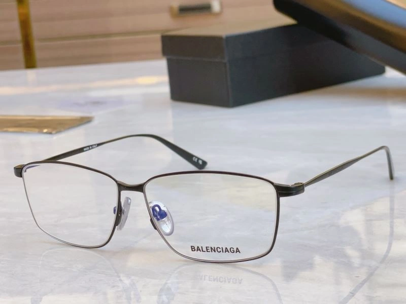 Cut-rate Balenciaga Sunglasses