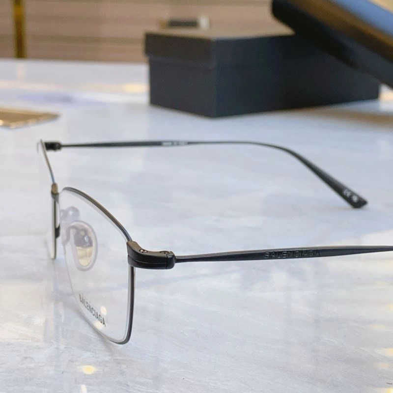 Cut-rate Balenciaga Sunglasses