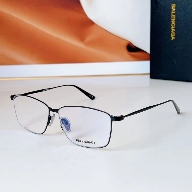 Cut-rate Balenciaga Sunglasses