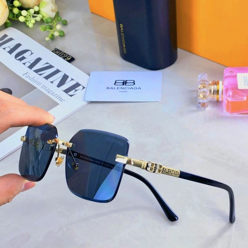Top match Balenciaga Sunglasses