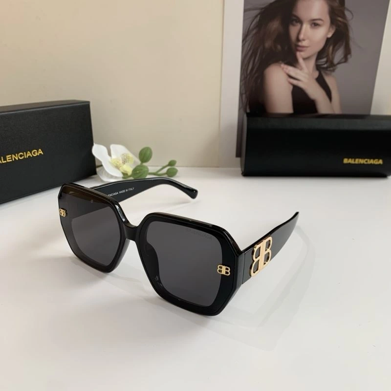 Top mirror Balenciaga Sunglasses