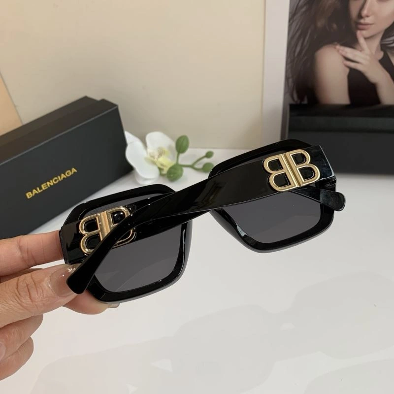 Top mirror Balenciaga Sunglasses