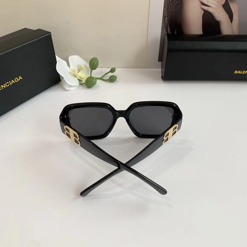 Top mirror Balenciaga Sunglasses