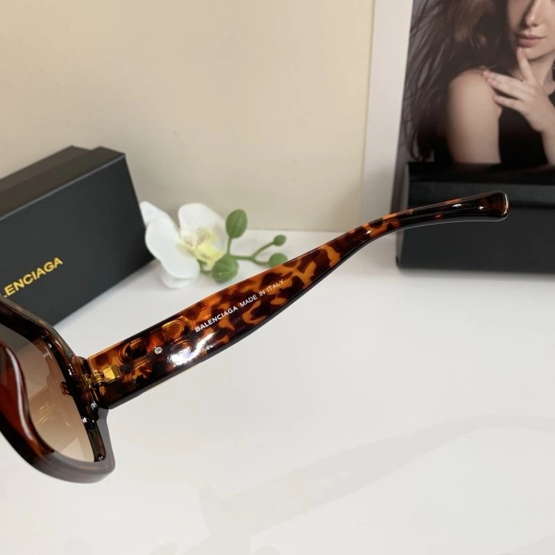 Factory-made Balenciaga Sunglasses