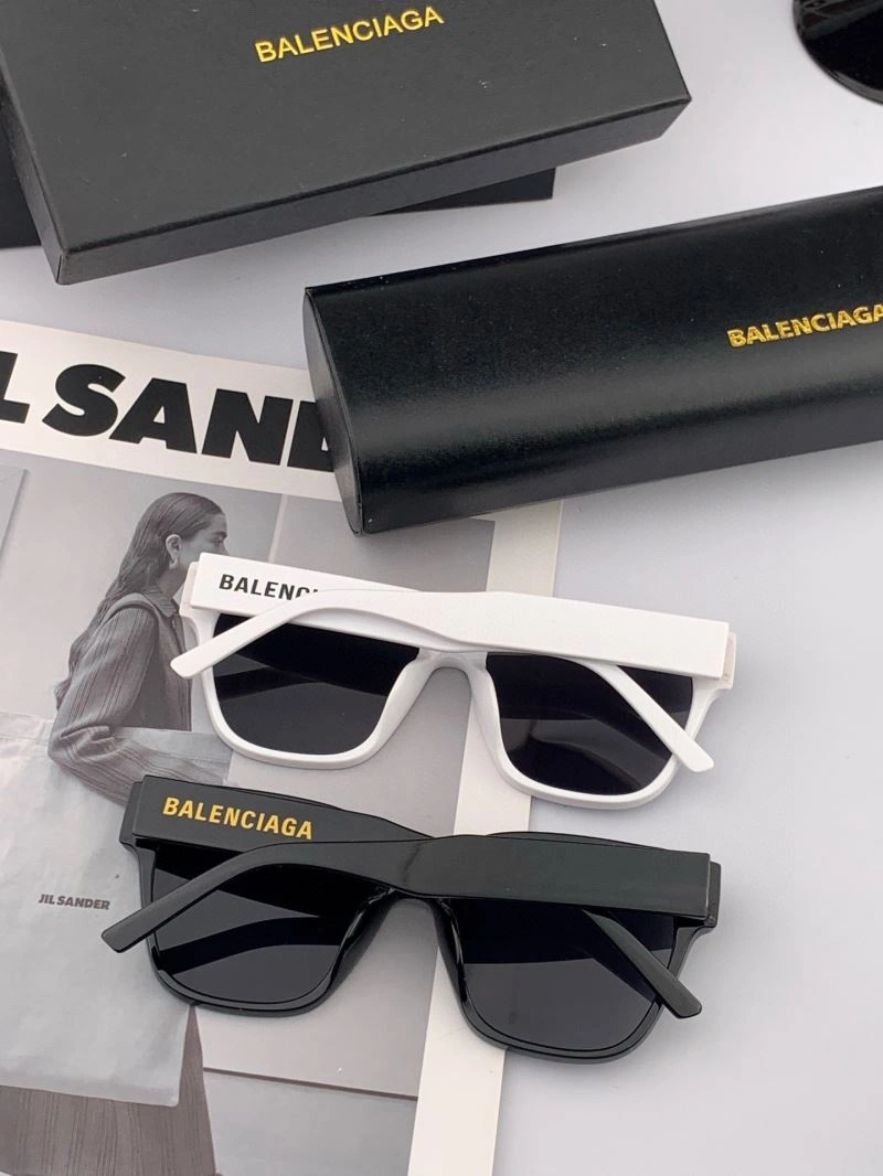 Top match Balenciaga Sunglasses