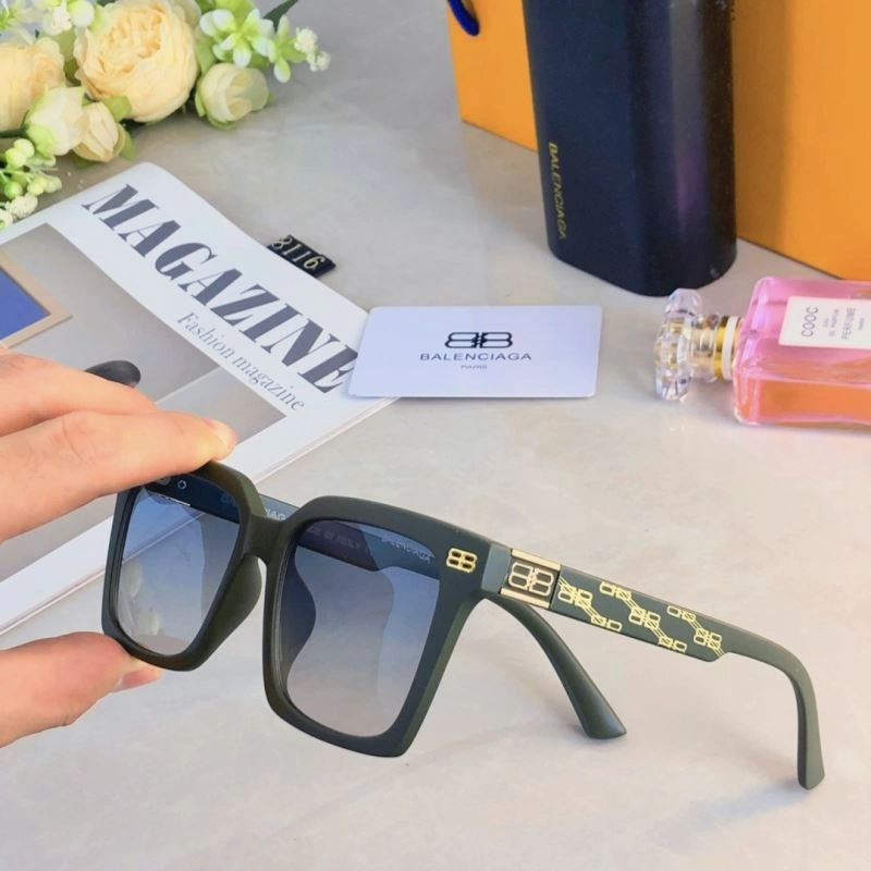 Low-cost Balenciaga Sunglasses