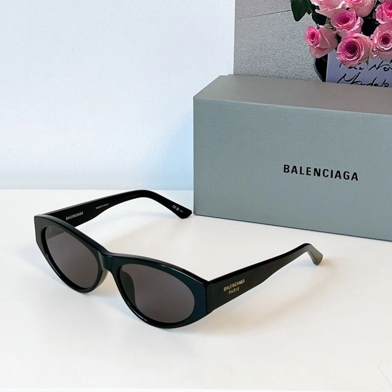 Exact replica Balenciaga Sunglasses