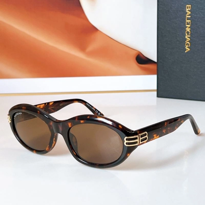 High fidelity Balenciaga Sunglasses
