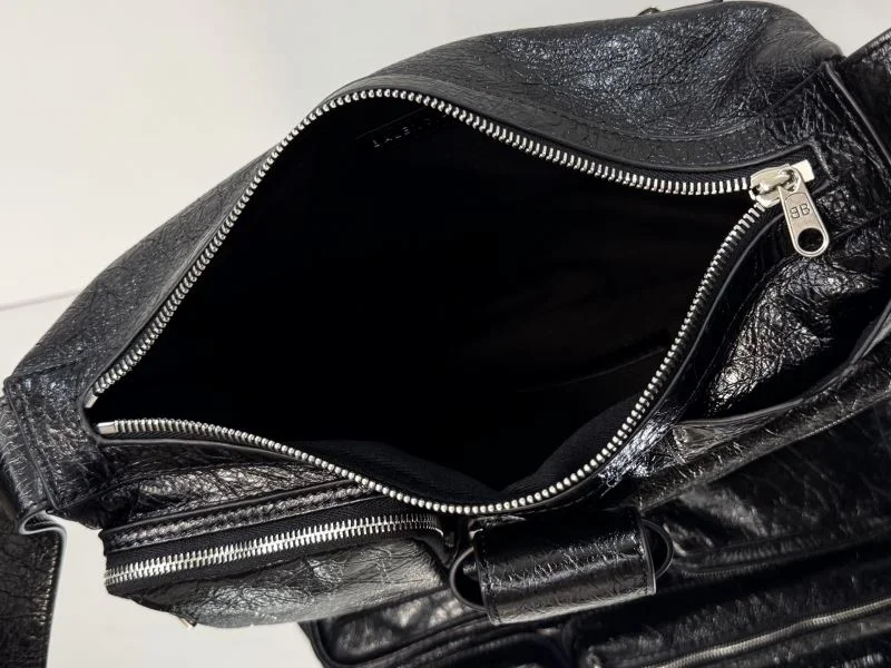 Perfect replica Balenciaga Superbusy Crossbody Messenger Bag - 1124