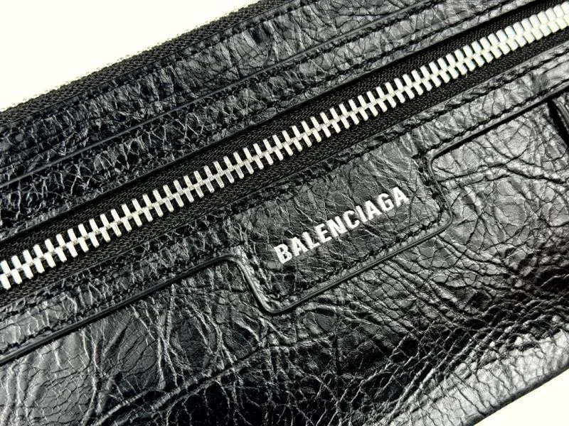 High fidelity Balenciaga Superbusy Soft Lambskin Shoulder Clutch Bag