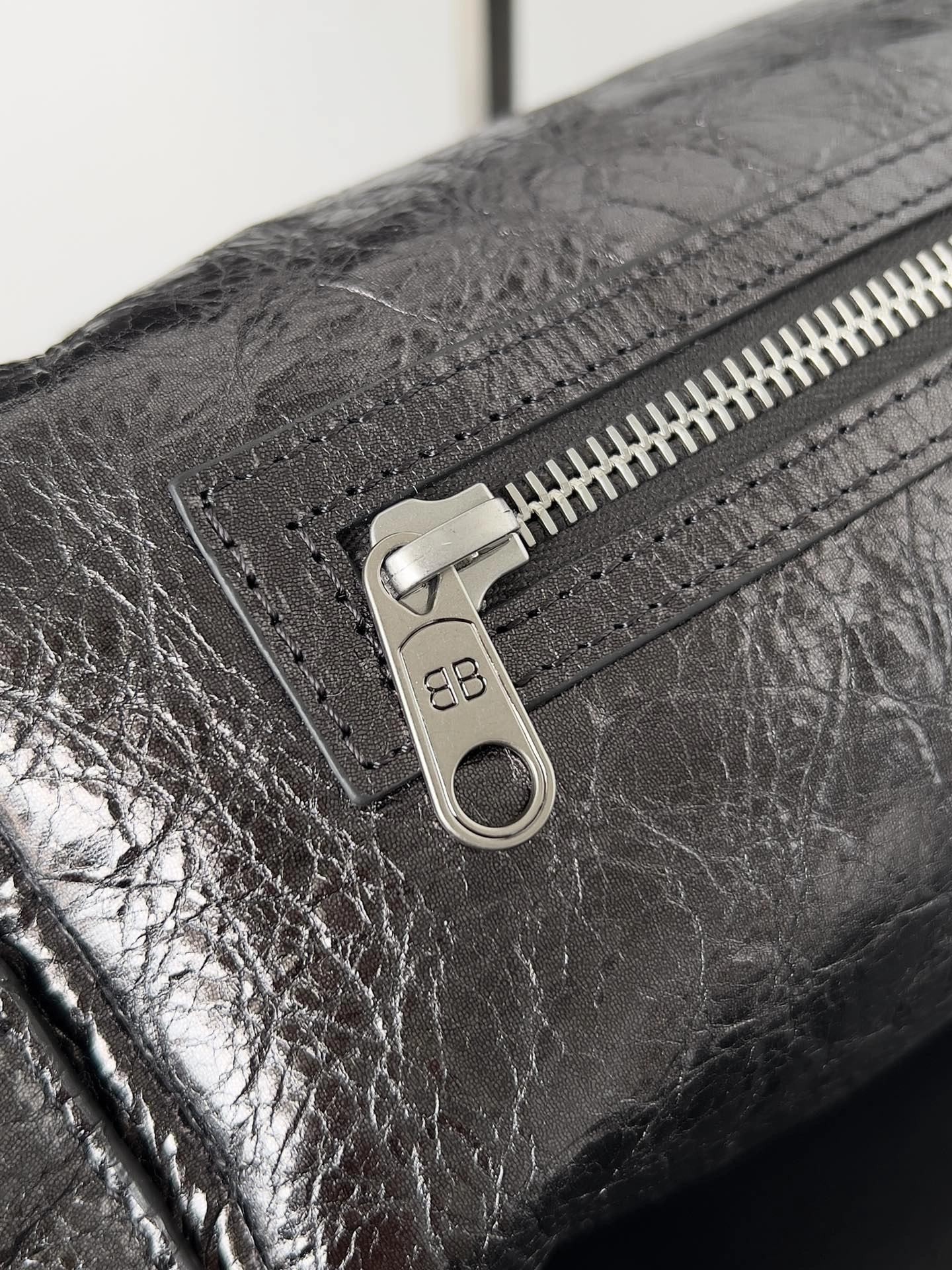 Factory-made Balenciaga Superbusy Vintage Lambskin Shoulder Bag - Dark Punk Tote