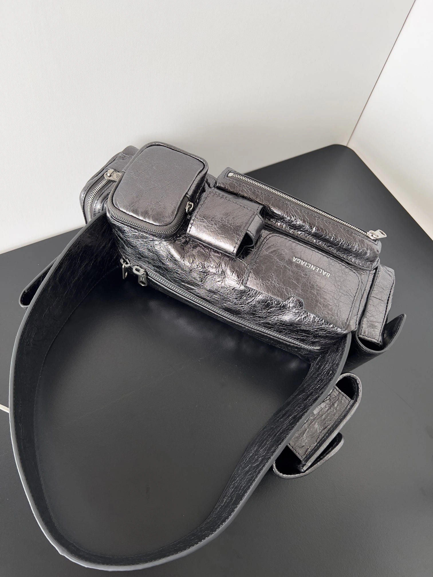 Factory-made Balenciaga Superbusy Vintage Lambskin Shoulder Bag - Dark Punk Tote