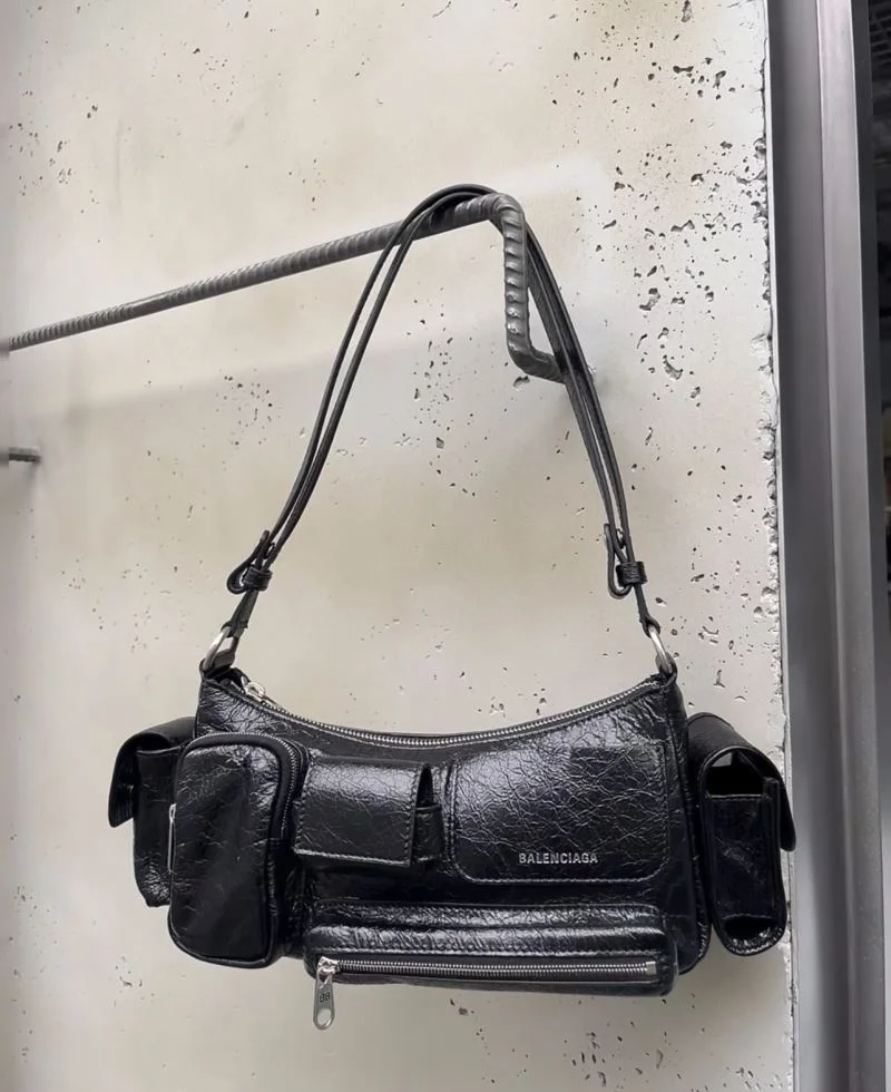 Discounted Balenciaga Superbusy Vintage Lambskin Shoulder Bag
