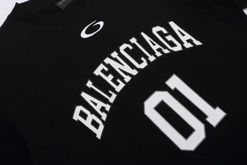 Bargain Balenciaga T-Shirts