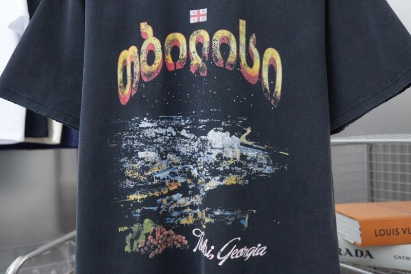 Inexpensive Balenciaga T-Shirts