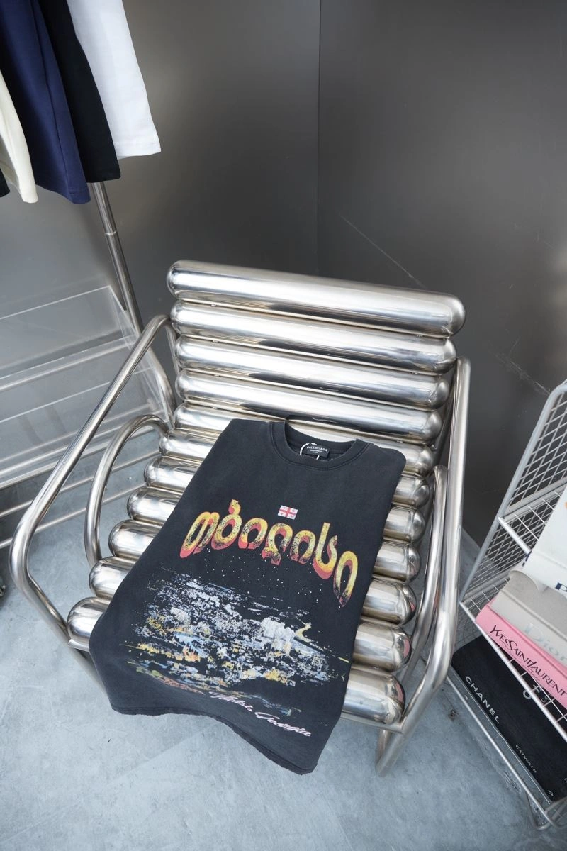 Inexpensive Balenciaga T-Shirts