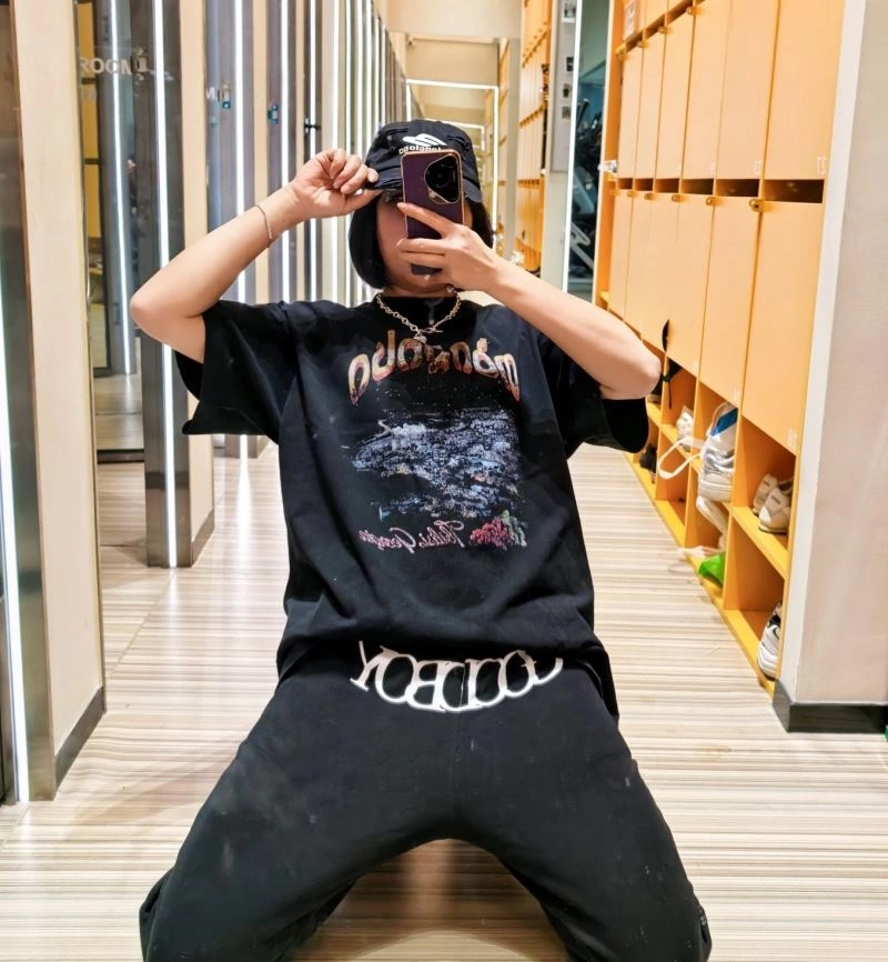 Inexpensive Balenciaga T-Shirts