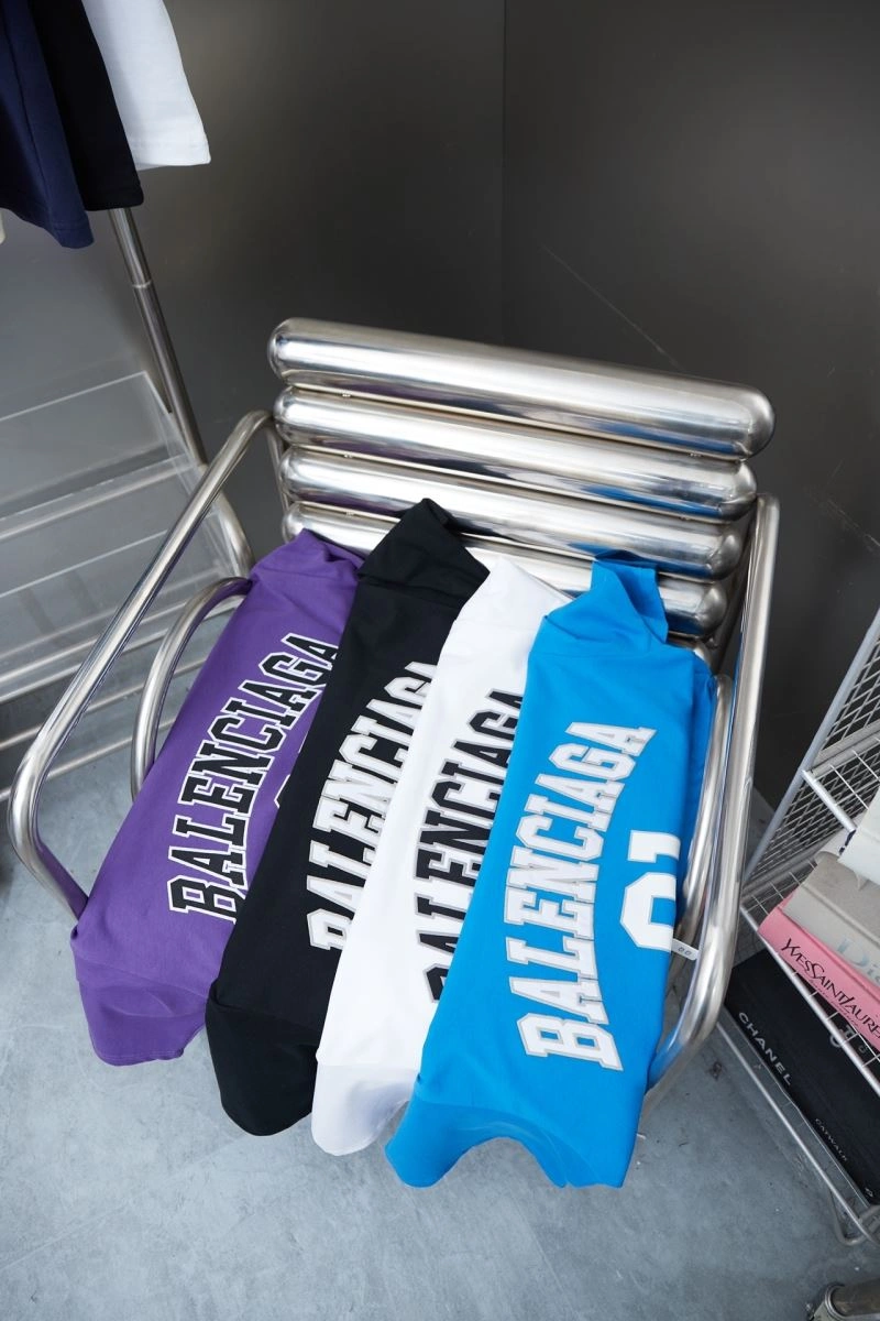 Discounted Balenciaga T-Shirts