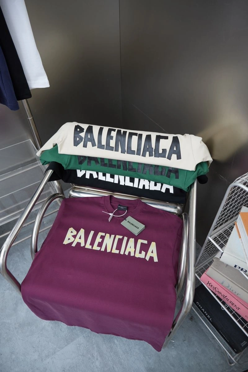 Precise copy Balenciaga T-Shirts