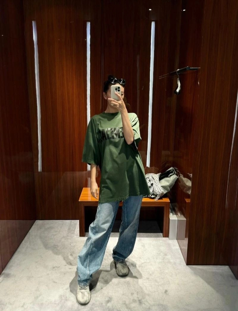 Affordable Balenciaga T-Shirts