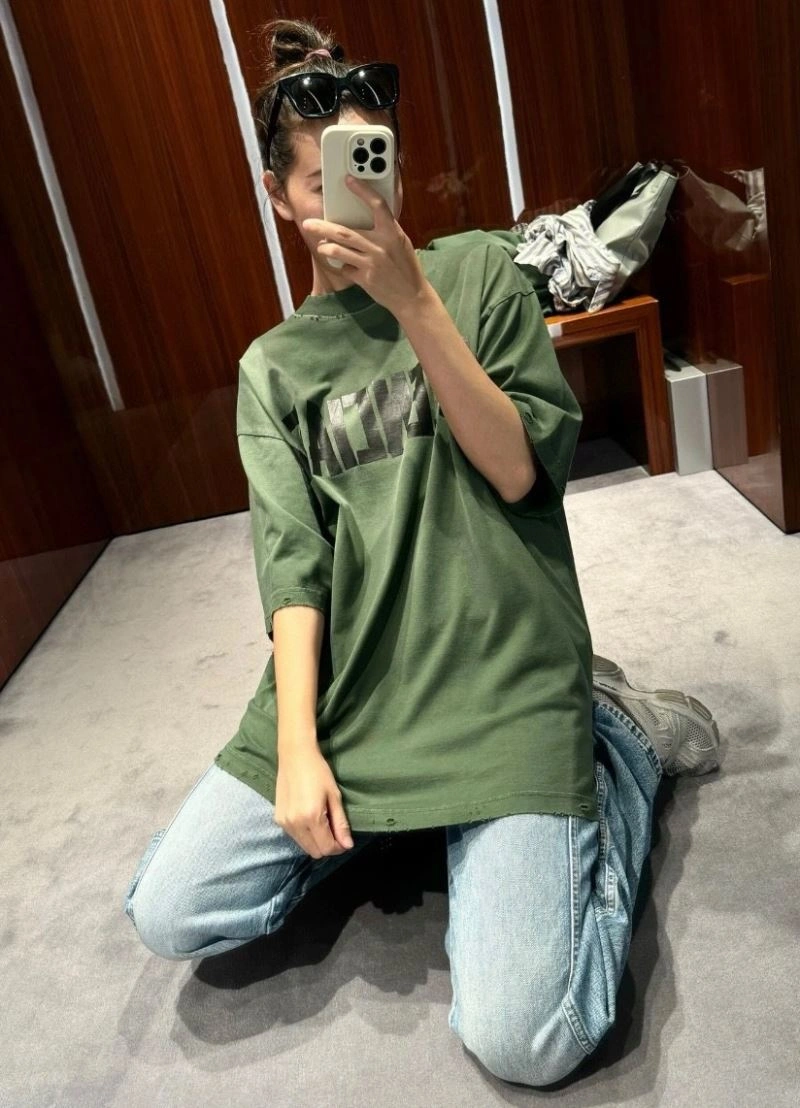 Affordable Balenciaga T-Shirts