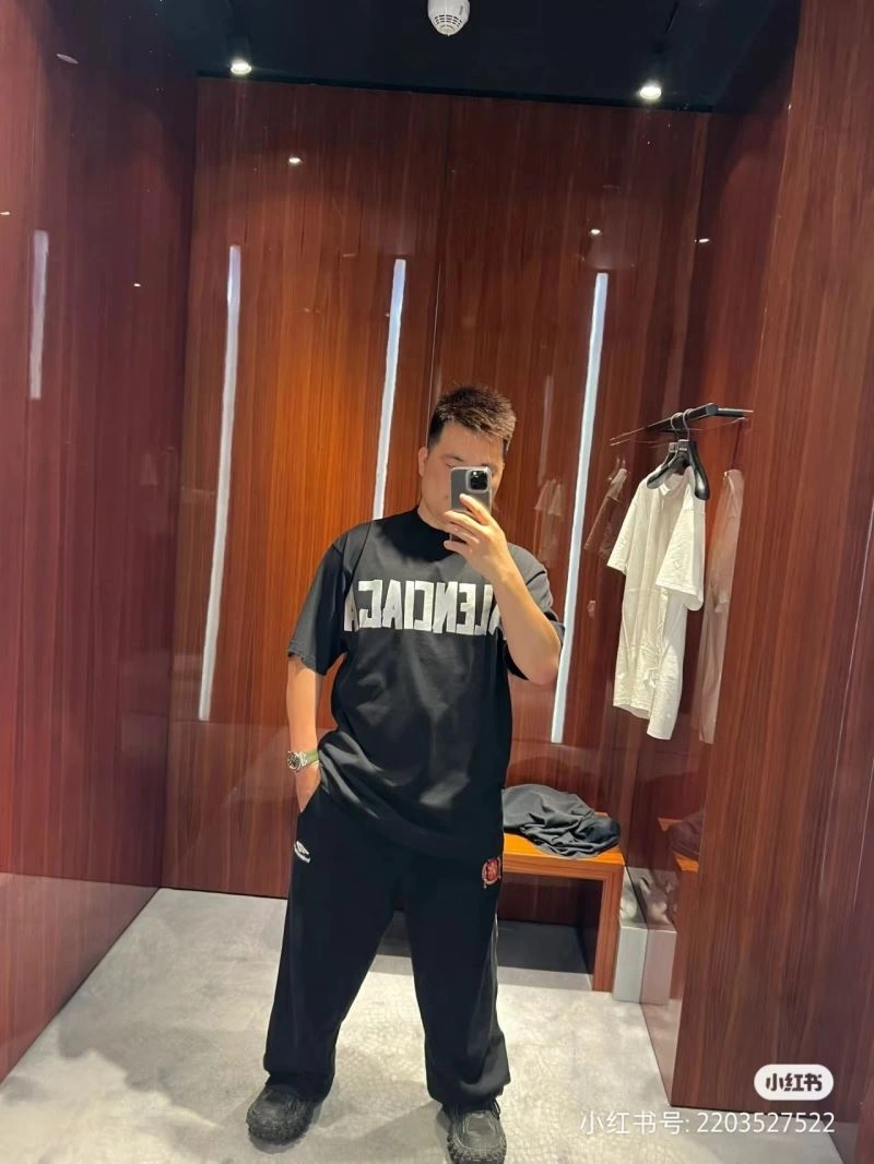 High fidelity Balenciaga T-Shirts