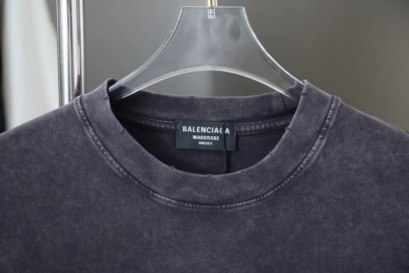Precise copy Balenciaga T-Shirts