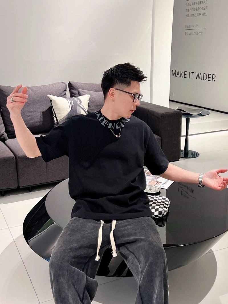 Value-priced Balenciaga T-Shirts