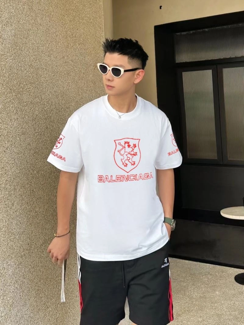 Economical Balenciaga T-Shirts