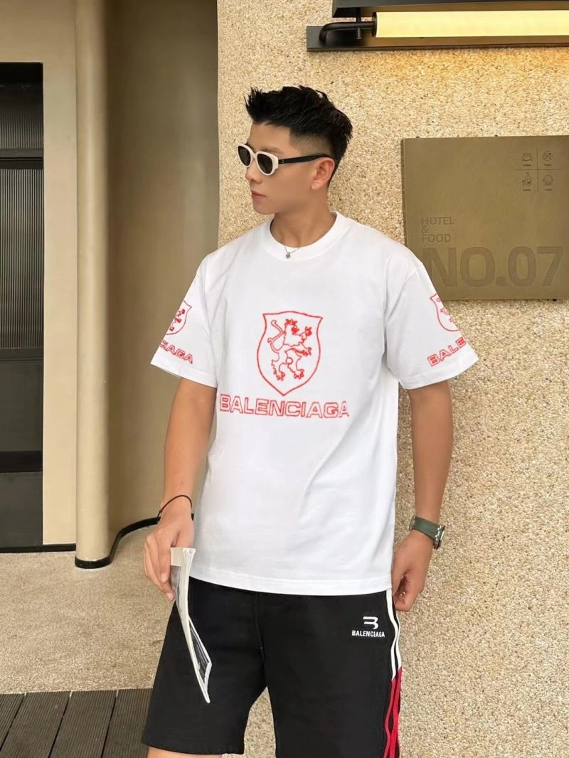 Economical Balenciaga T-Shirts