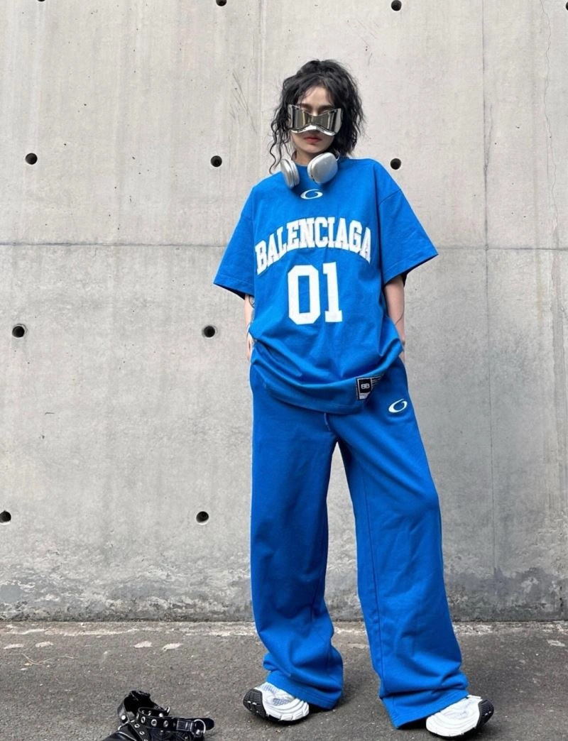 Value-priced Balenciaga T-Shirts