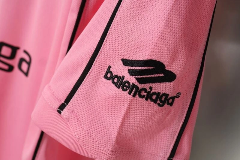 Top match Balenciaga T-Shirts
