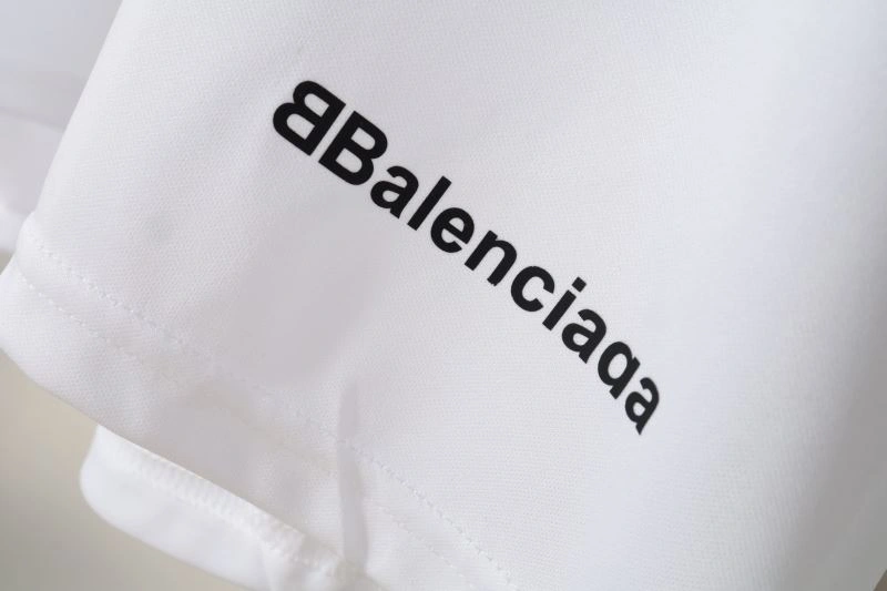 Accurate model Balenciaga T-Shirts