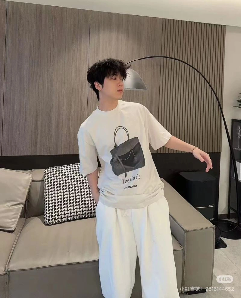 High fidelity Balenciaga T-Shirts