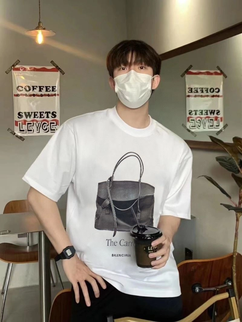 High fidelity Balenciaga T-Shirts