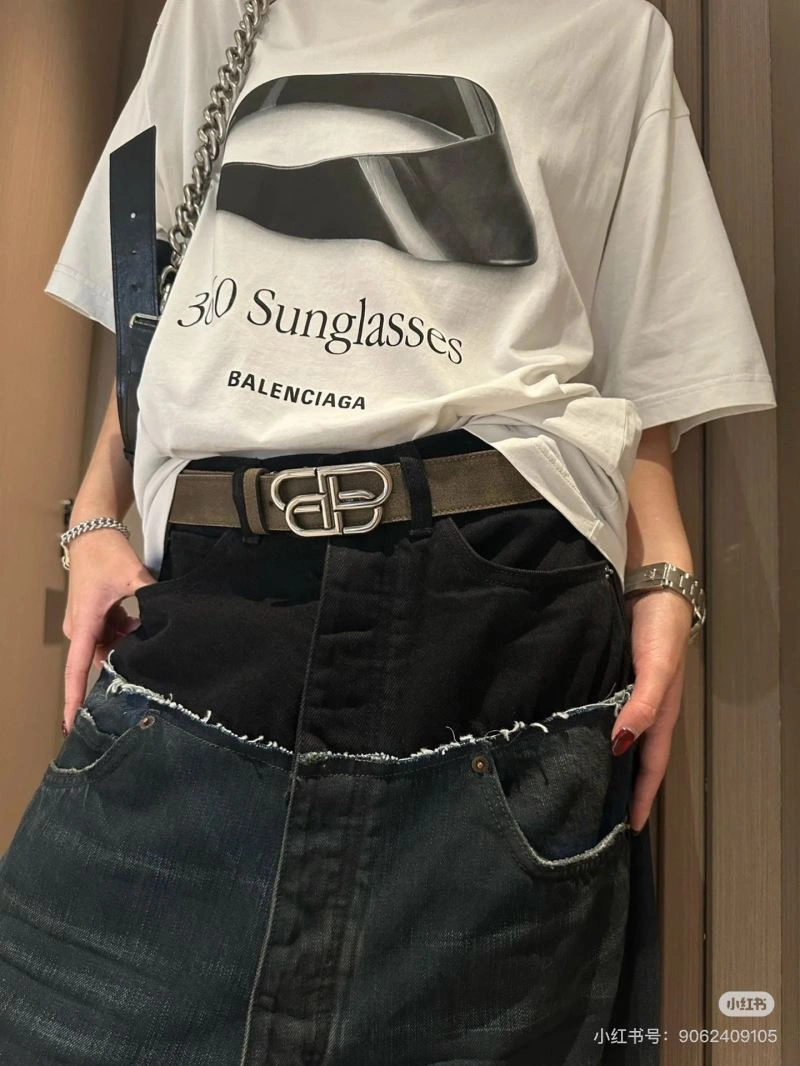 Low-cost Balenciaga T-Shirts