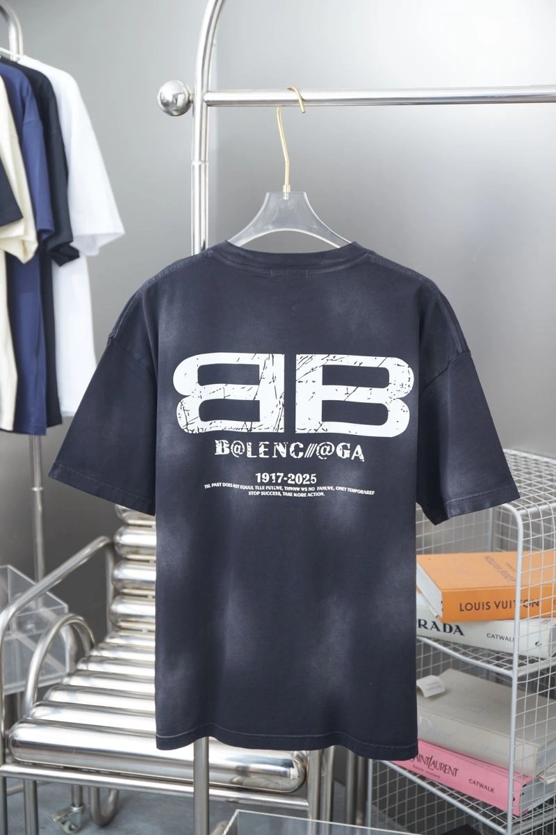 Balenciaga T-Shirts