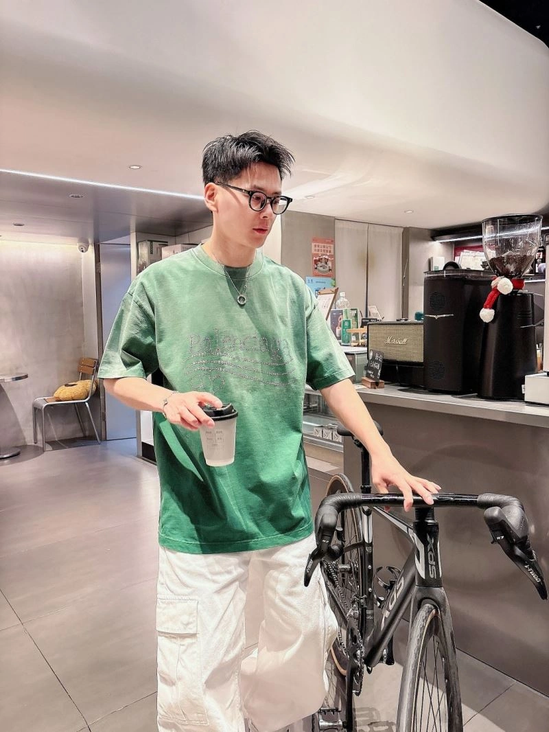 Discounted Balenciaga T-Shirts