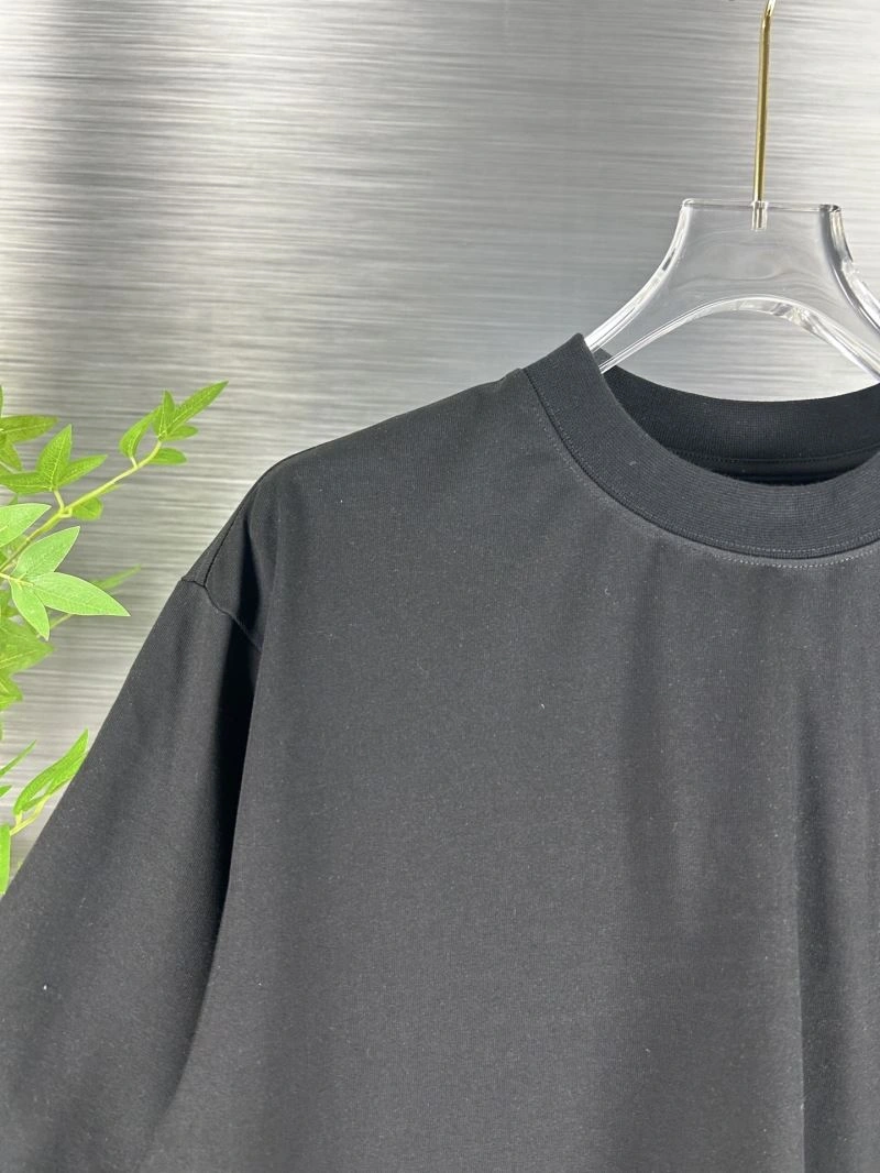 Value-priced Balenciaga T-Shirts