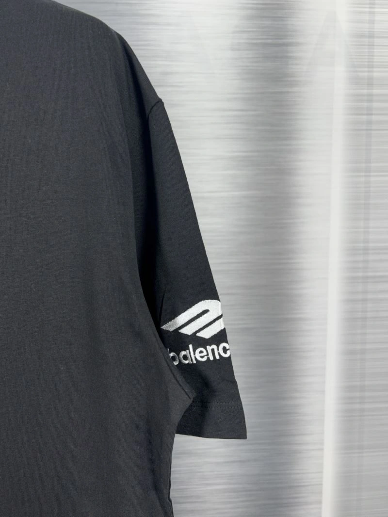 Low-cost Balenciaga T-Shirts