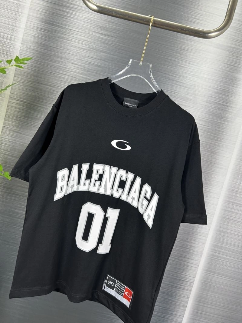 Inexpensive Balenciaga T-Shirts